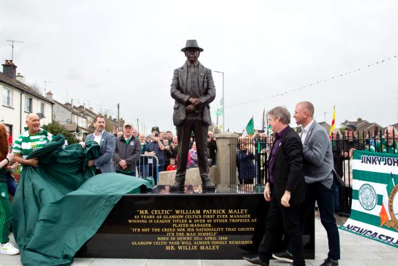 Willie Maley statue unveiling in Newry - Photo 1 of 16 - Alpha ...